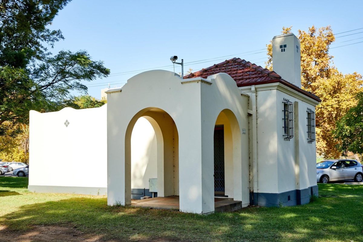 Former Torrens Lake Police Station - Victoria Drive ADELAIDE | Heritage ...