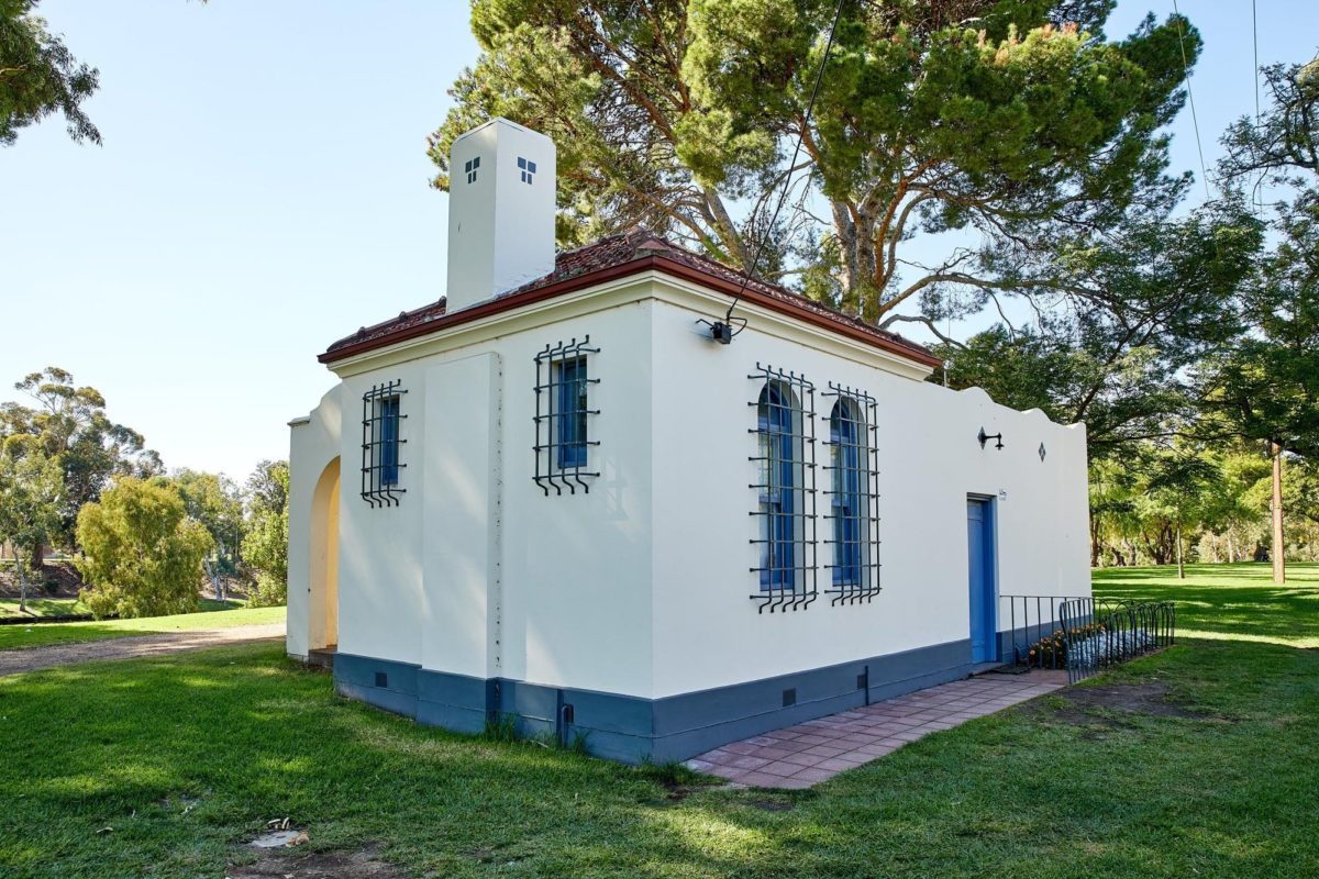 Former Torrens Lake Police Station - Victoria Drive ADELAIDE | Heritage ...