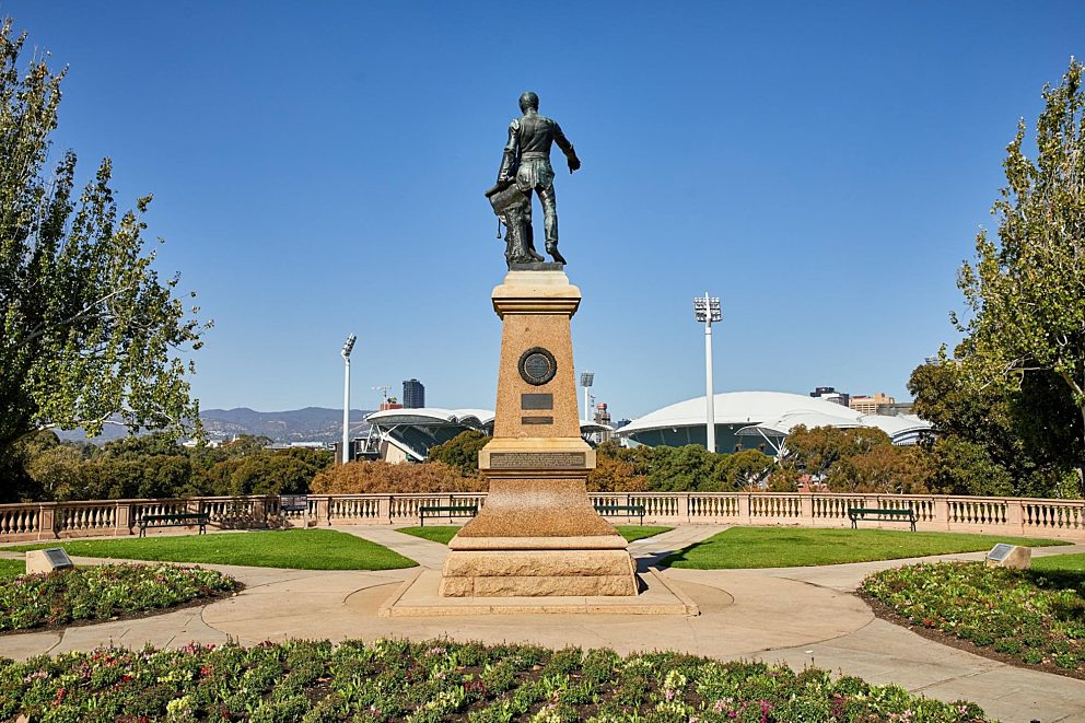 Light's Vision and Memorial to Colonel William Light - Montefiore Hill ...