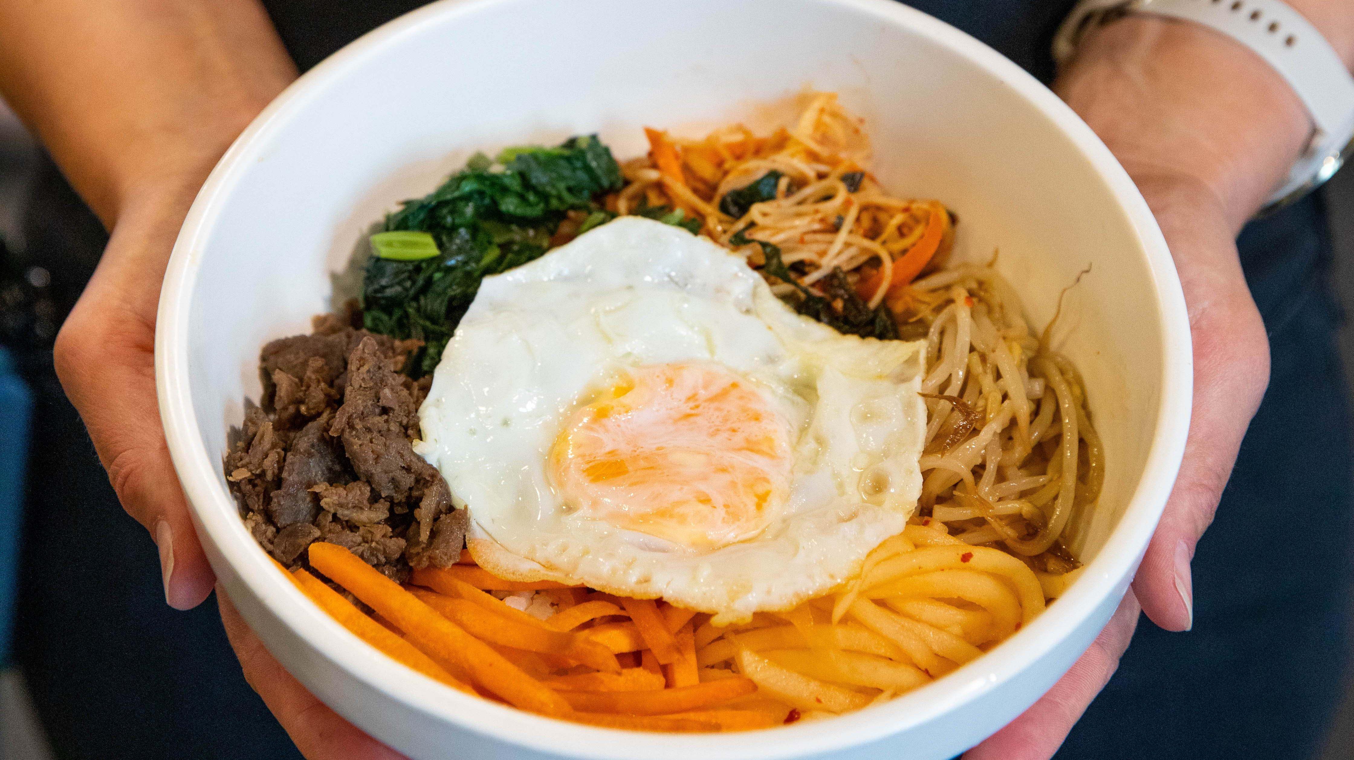 AEDA | Your Lunchbreak, sorted at ... Sumni's Sushi