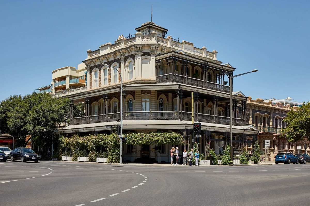 Botanic Bar (former Botanic Hotel) - 308-310 North Terrace ADELAIDE ...