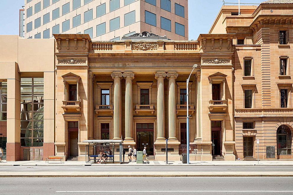 Former Commonwealth Bank, former Savings Bank of South Australia Head ...