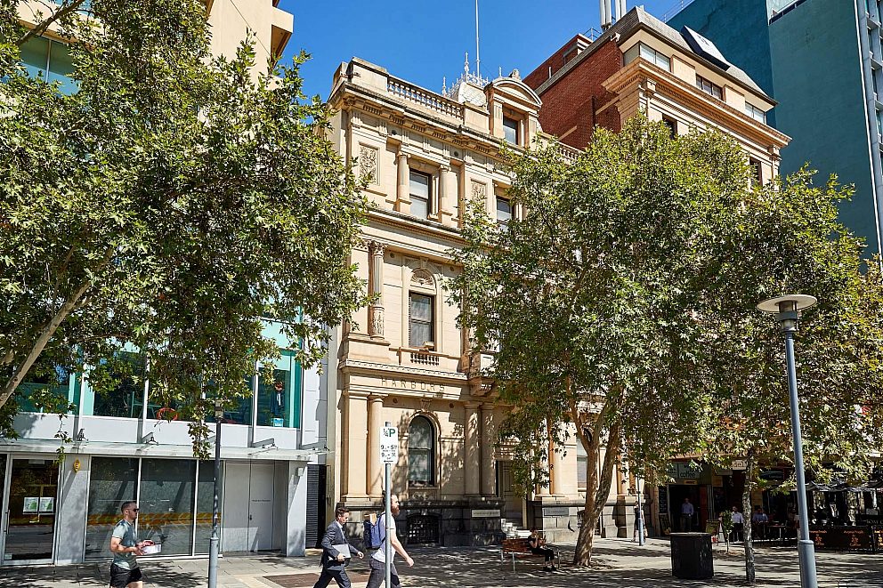 Office (Facade of former SA Harbors Board Building) - 199-201 Victoria ...