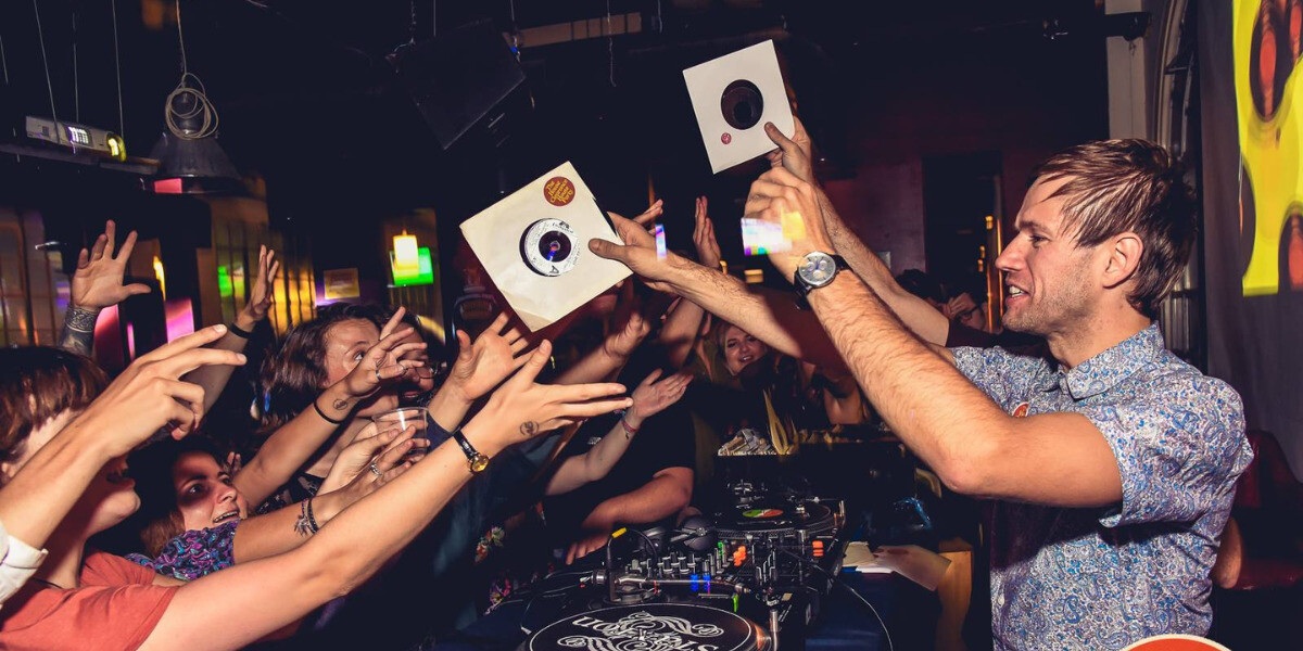 Experience Adelaide | Help me find... somewhere to party at the…