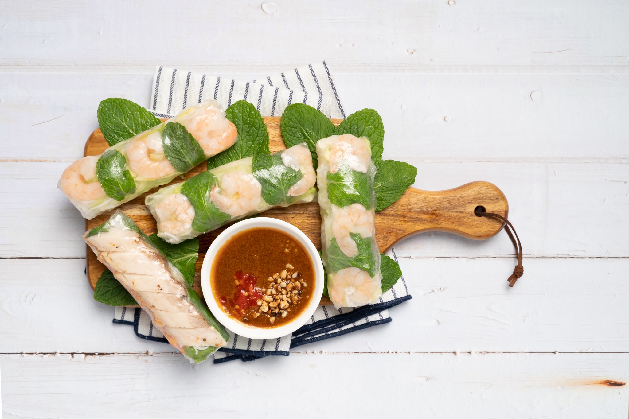 Experience Adelaide | Pork and prawn cold rolls